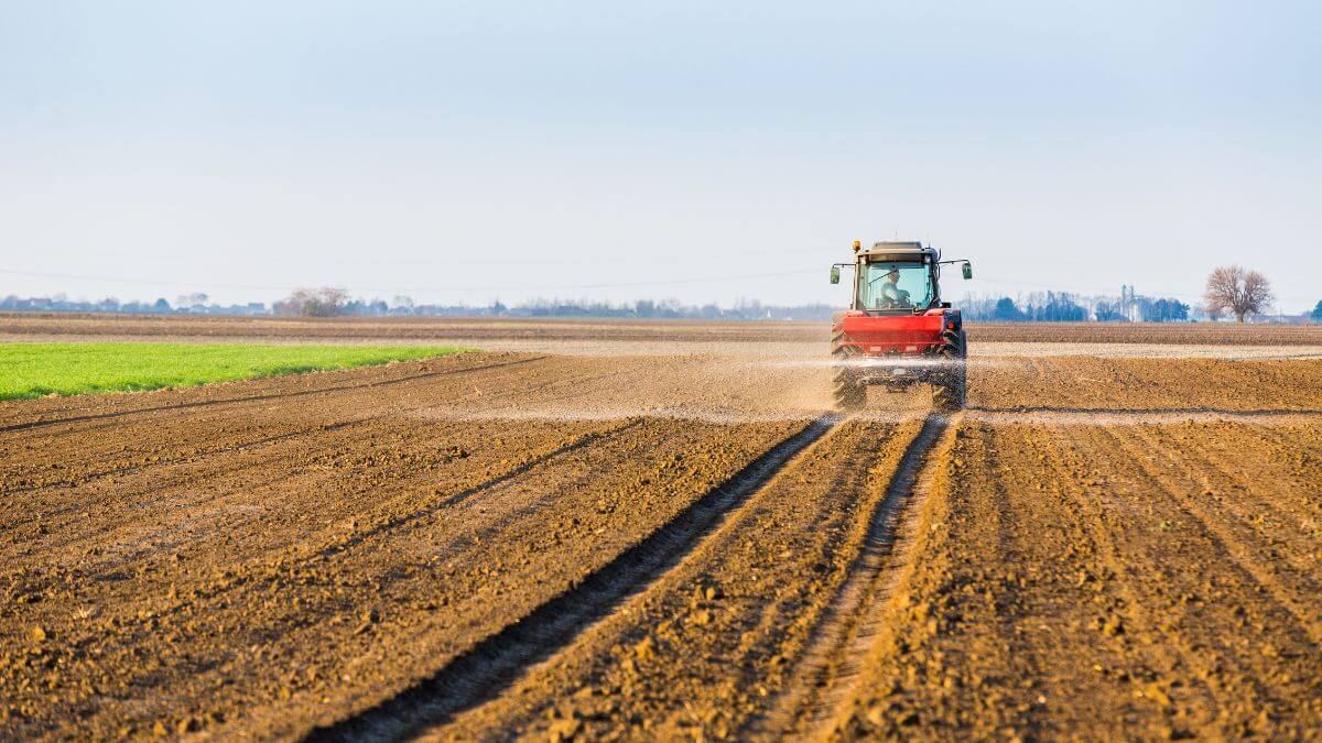 American Fertilizer Production Gets a Major Boost From the USDA ...
